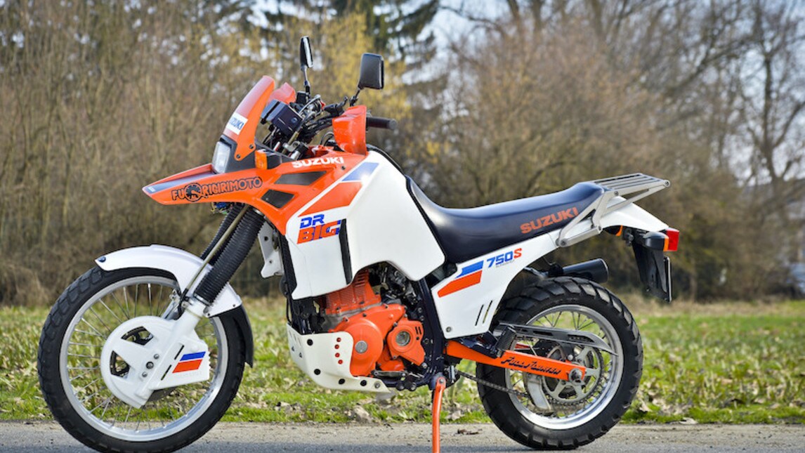 Rewind, Suzuki DR 750 Big: la grande scommessa |FOTO - InMoto
