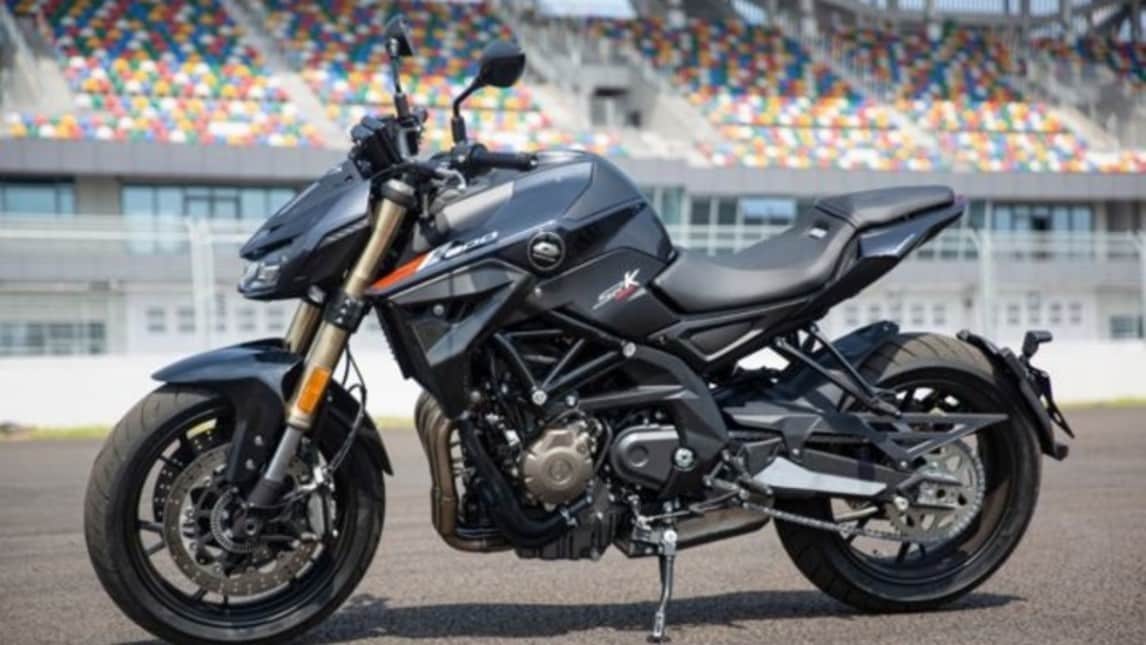 QJ (Benelli) SRK 600 - FOTO - InMoto