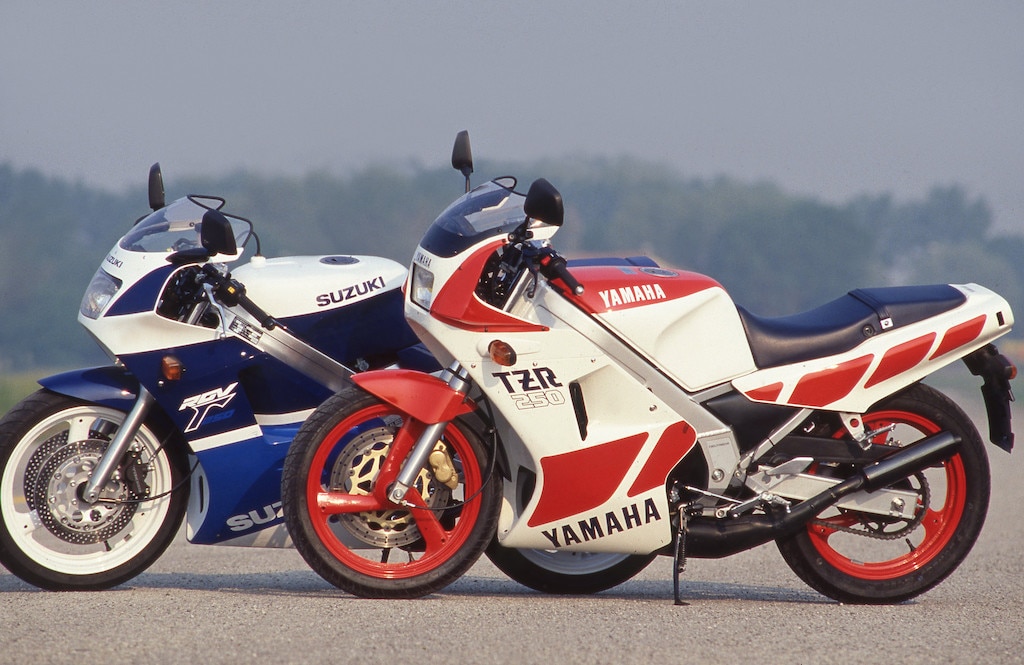 Rewind, Suzuki RGV Gamma 250 vs Yamaha TZR 250: profumo di corse - News ...