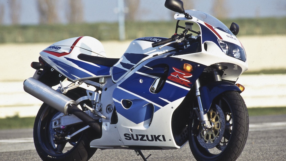Suzuki GSX-R 750 "SRAD" FOTO - InMoto