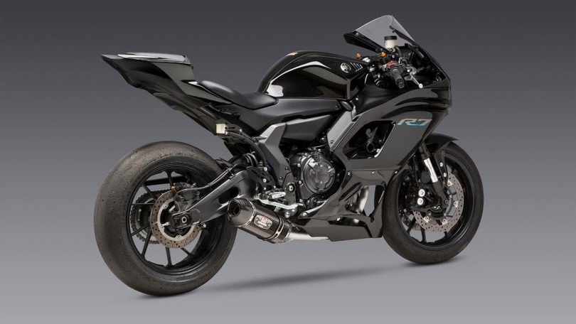 Yamaha R7: più "cattivella" con lo scarico Yoshimura - InMoto