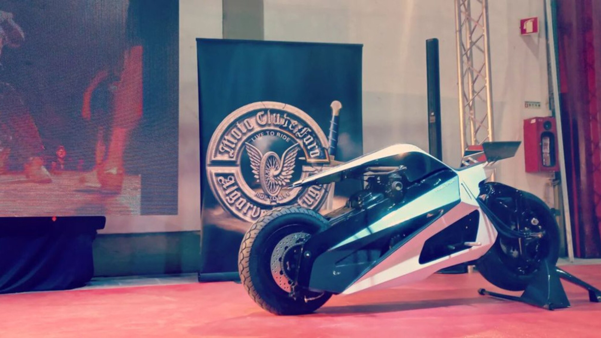Mortagua Fighter 10, la strana creatura dell’Expomoto 2022 | InMoto.it