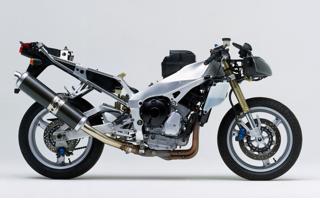 Yamaha YZF-R1 97-98: l'inizio di una storia - Foto | InMoto.it