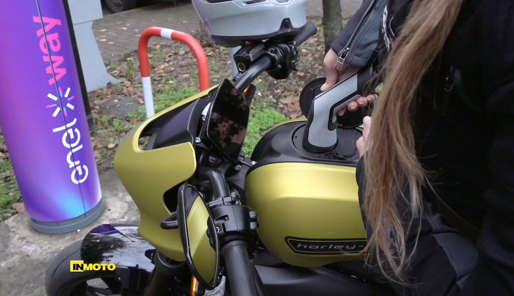 Road to Eicma: una giornata in elettrico con Enel X Way - News | InMoto.it
