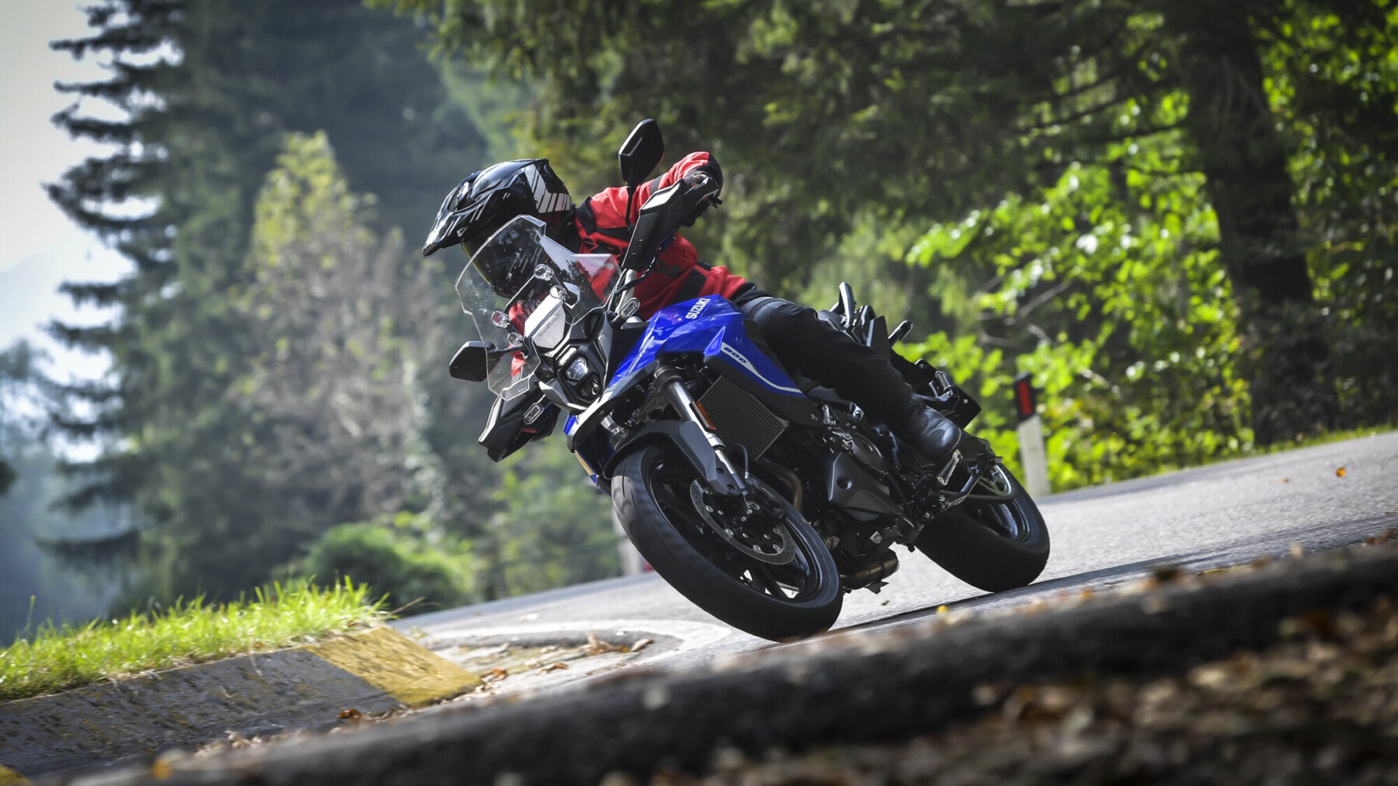 Test Suzuki V-Strom 800SE: crossover totale | InMoto.it