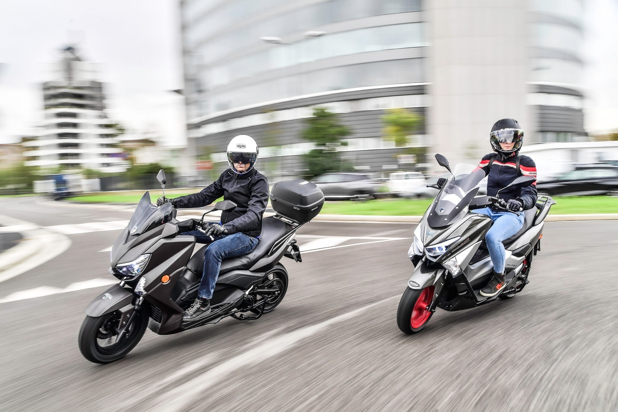 Prova scooter Hurba, con Street Raptor 300S e Air per le strade di ...