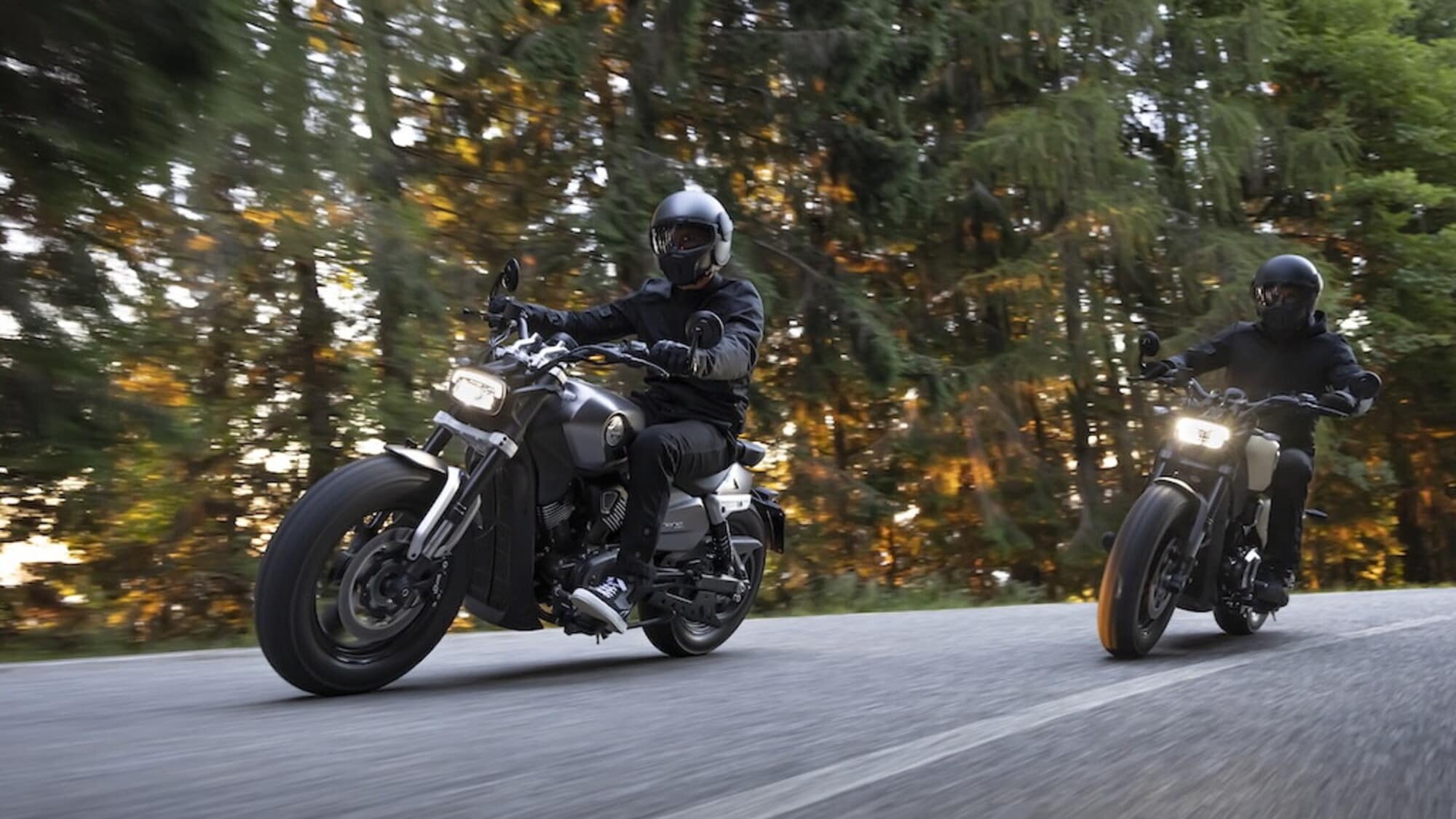 Benelli Leoncino Bobber 400: l’anima custom incontra lo stile italiano ...