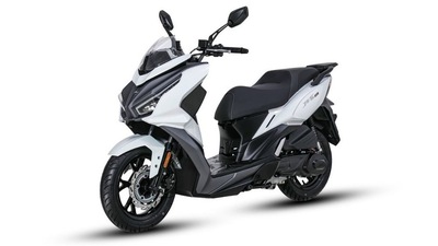 SYM ADXTG 400: prezzo, velocità, scheda e rilevamenti